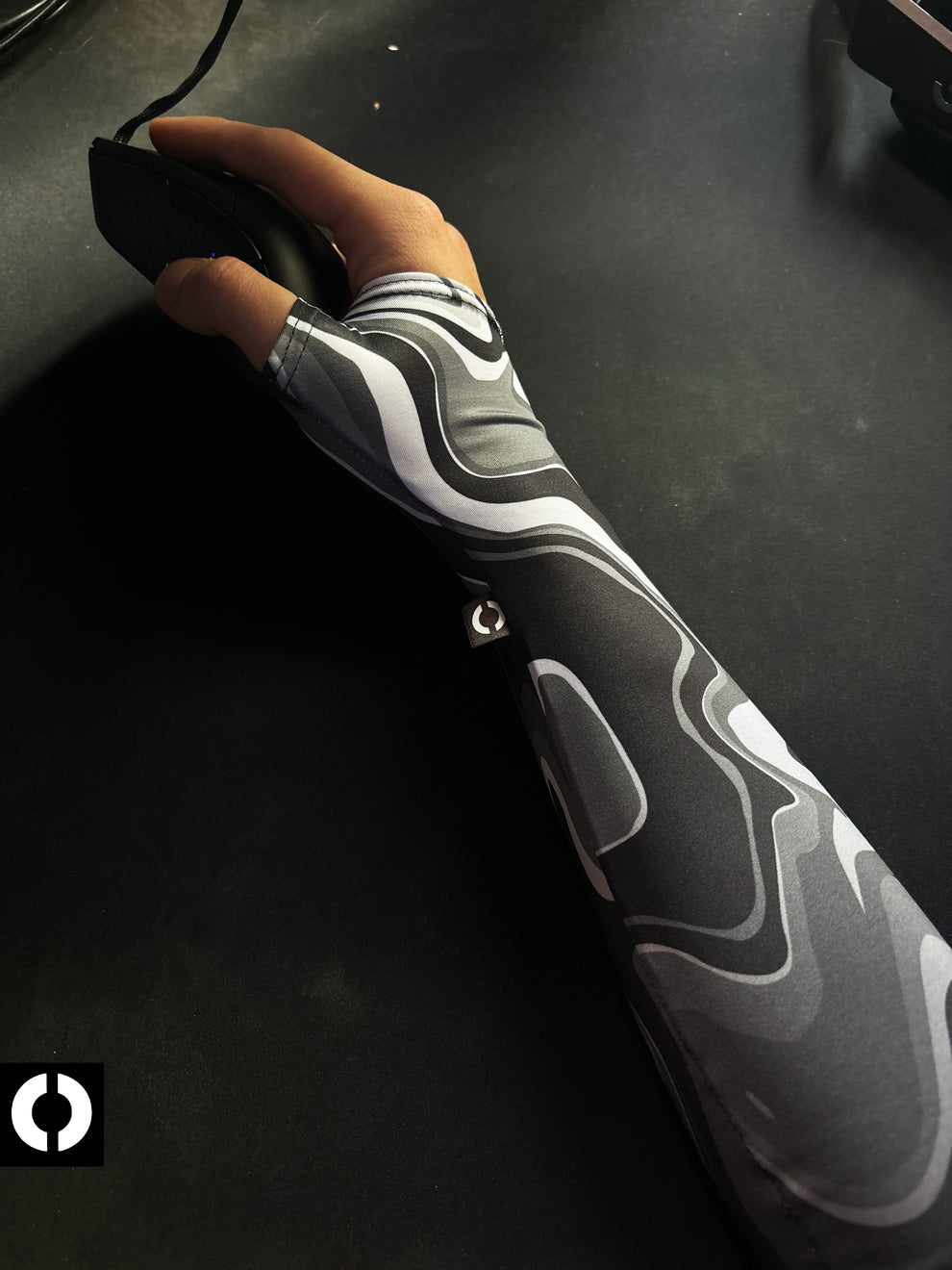 Manga Gamer Profesional para Brazo con guante abierto color Camuflado ...